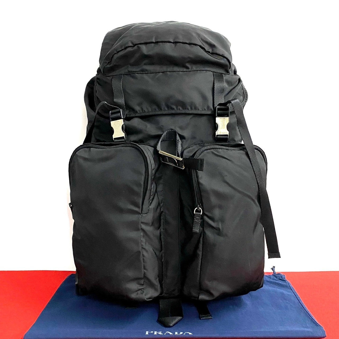 PRADA 2VZ136 – Trip