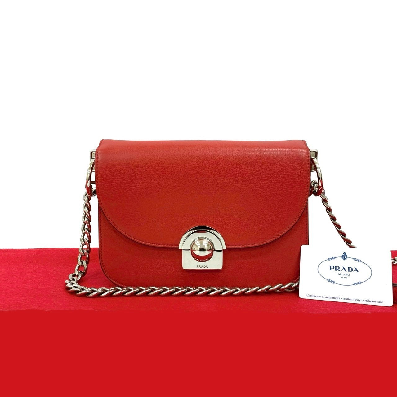 PRADA – Trip