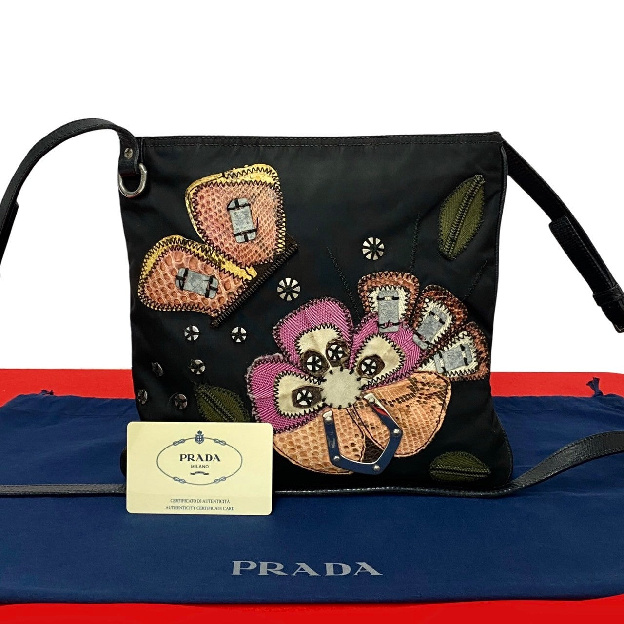 PRADA – Trip